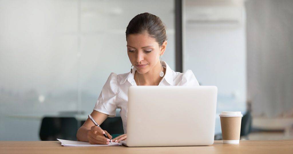 Navigating Learning Journeys with Online Corporate Training Programs ...