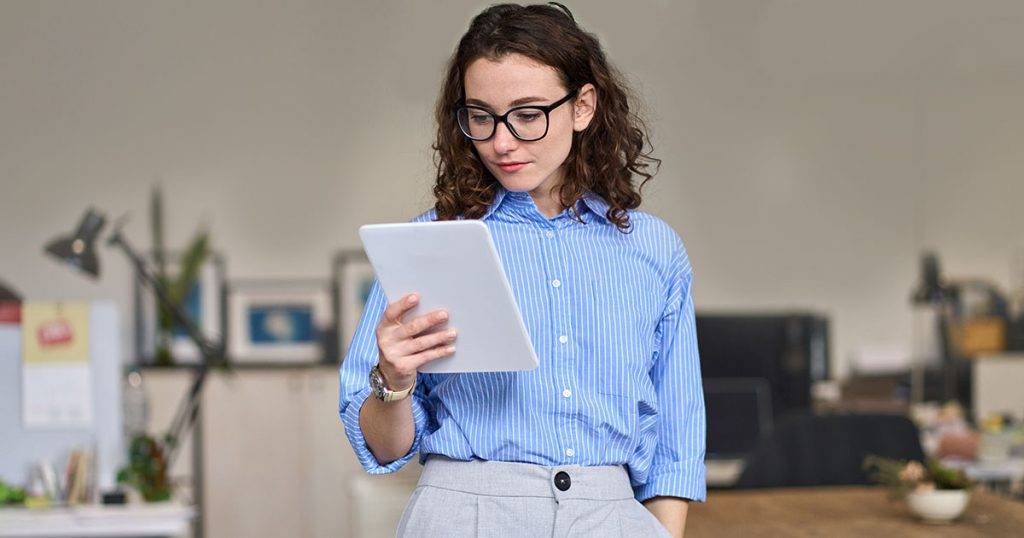 Leadership Skills Improvement Checklist: Tips to Enhance Leadership at Work